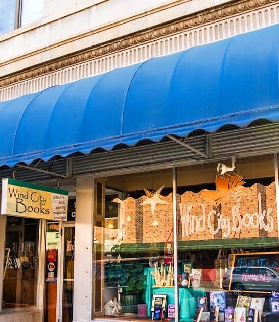 charming bookstore wyoming ftr