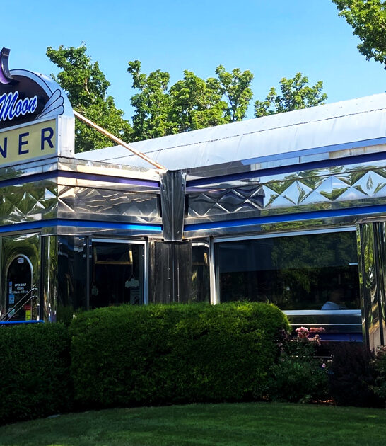 charming diner oregon FTR