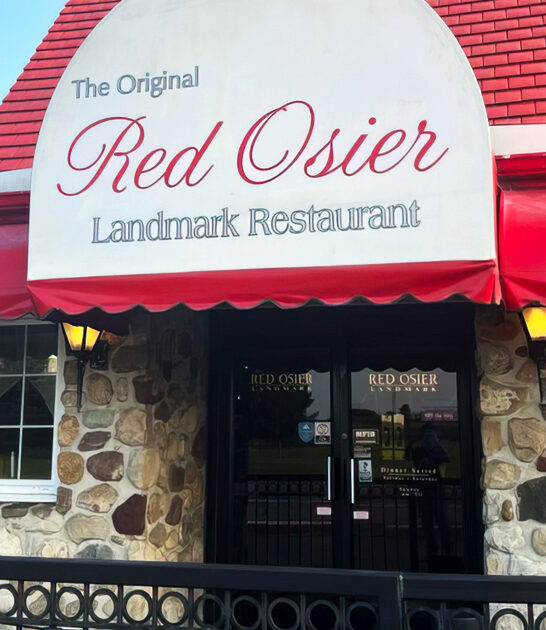 charming new york restaurant ftr