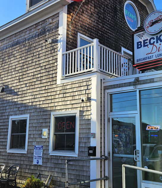 charming waffle diner maine ftr