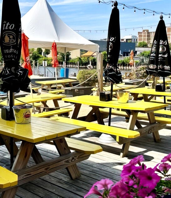 crab cakes milwaukee wi restaurant ftr