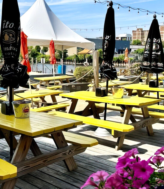 crab cakes wisconsin restaurant ftr