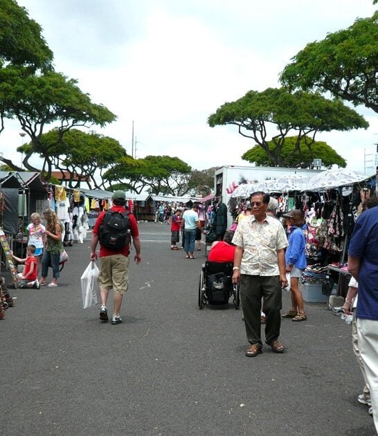 enormous flea market hawaii ftr