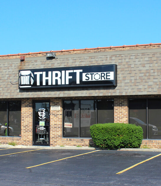 enormous secondhand shop illinois FTR