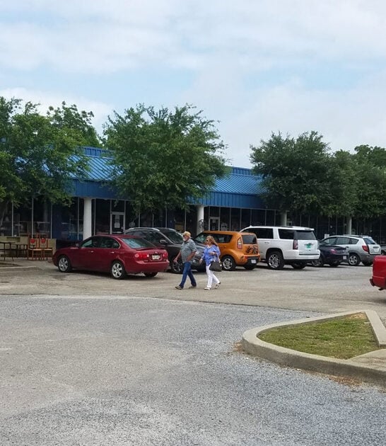 enormous secondhand shop mississippi ftr