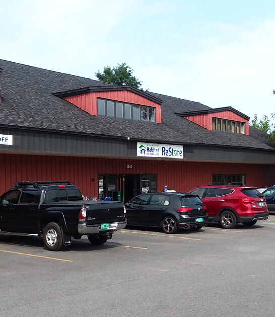 enormous secondhand shop williston vt ftr