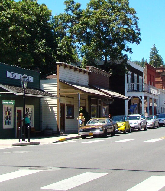 gorgeous historic town oregon ftr