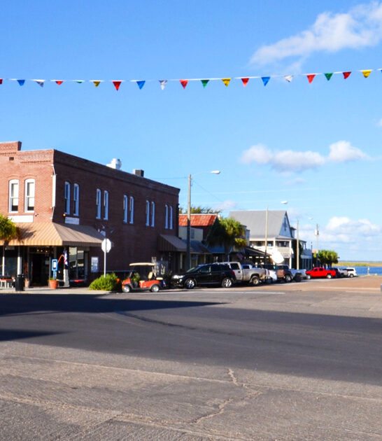 gorgeous town florida hidden ftr