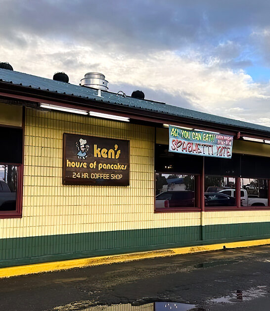 hawaii restaurant best omelets ftr