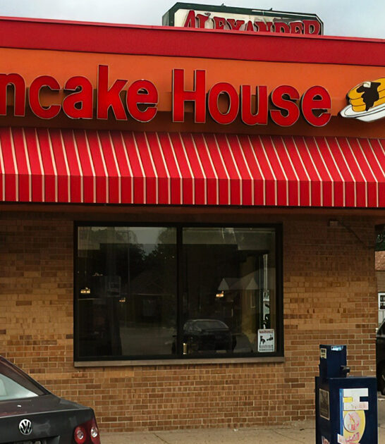 hole wall breakfast stickney il ftr