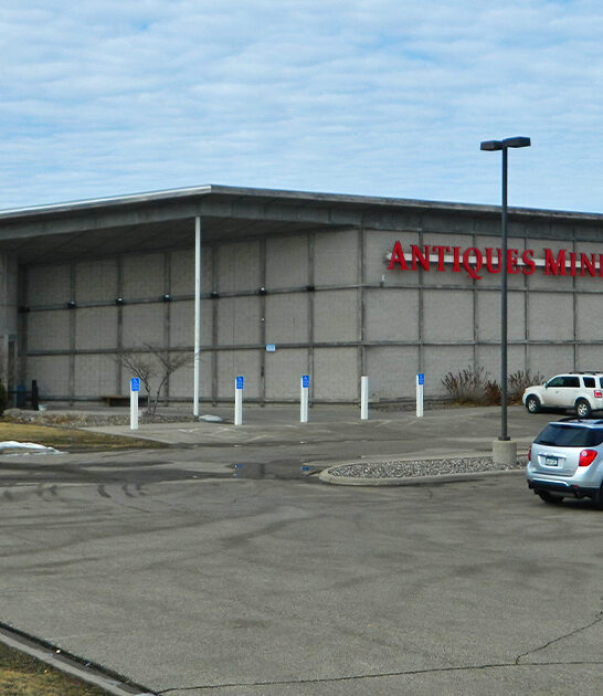 huge minnesota antique store FTR