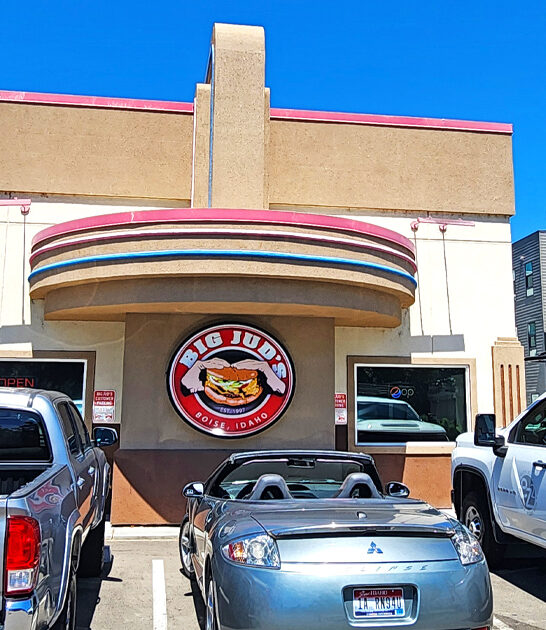 known chesseburgers restaurant idaho ftr