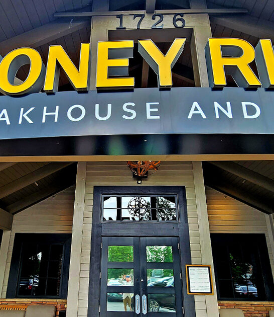 locals radar steakhouses tennessee ftr