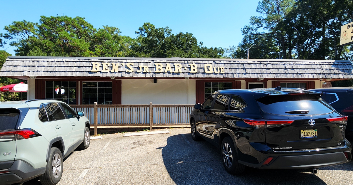 The Mac And Cheese At This Alabama Restaurant Are So Good, You'll Dream ...