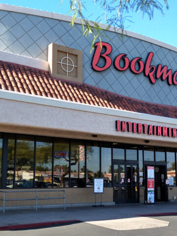 The Enormous Used Bookstore In Arizona That Takes Nearly All Day To Explore