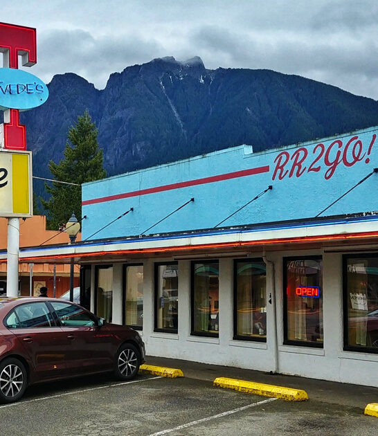 north bend wa wacky restaurant ftr