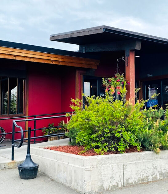 pizza restaurant alaska FTR