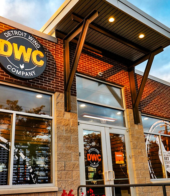 restaurant michigan best wings ftr