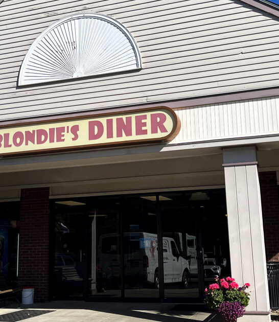 serves best biscuits connecticut ftr