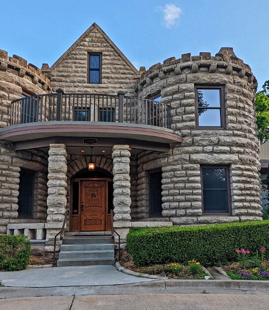 stunning castle shawnee ks FTR