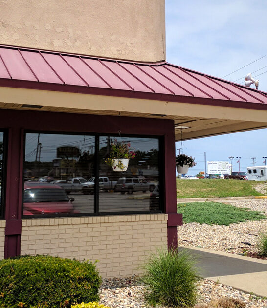 tiny restaurant omelet indiana ftr