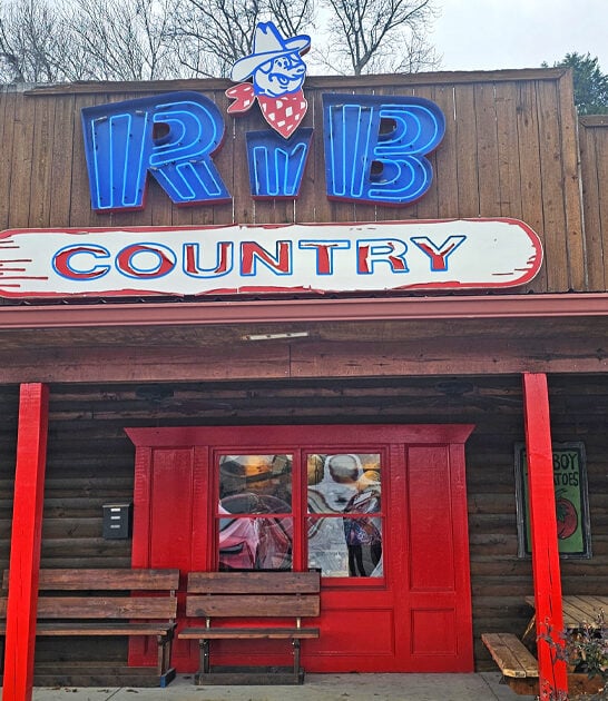 unassuming bbq ribs georgia ftr