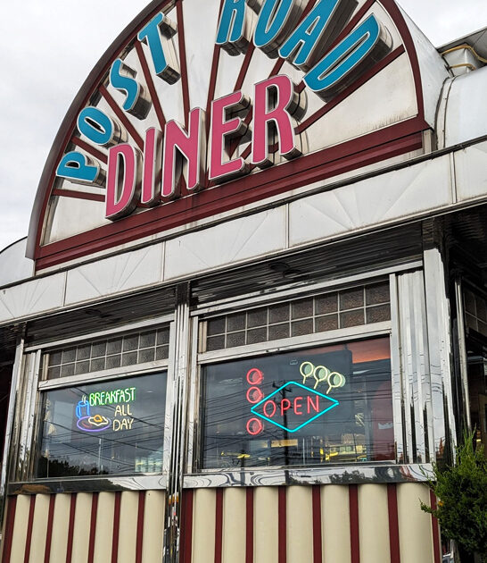 unassuming diner connecticut waffles ftr