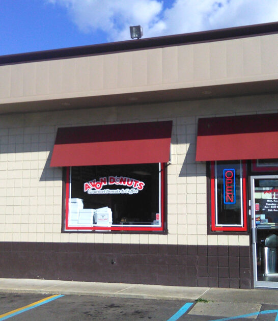 unassuming donut shop pontiac mi ftr