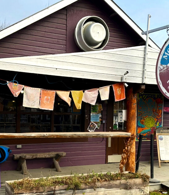 unassuming pizzerias alaska ftr