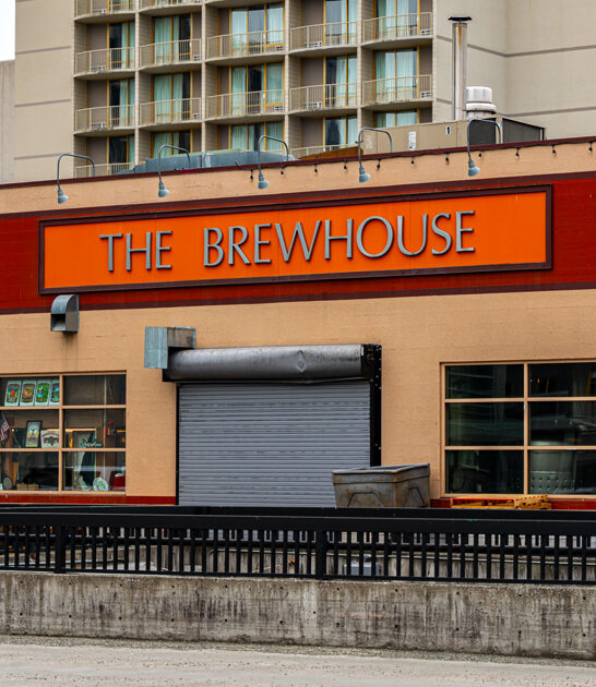 unassuming restaurant anchorage ak seafood ftr