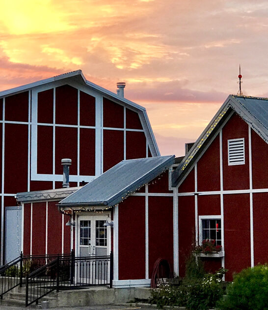 unassuming-restaurant-ribs-iowa-city-ia-FTR