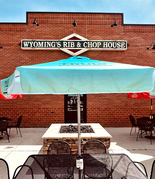 unassuming seafood restaurant wyoming ftr