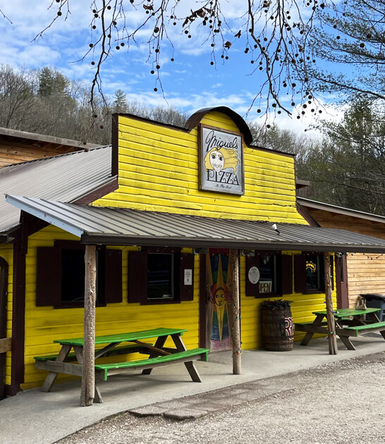 weird restaurant slade ky ftr