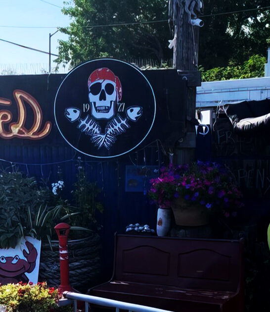 wonderfully wacky restaurant connecticut ftr