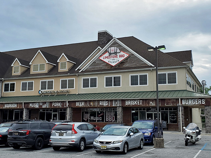 The rustic wooden fa&ccedil;ade boldly announces its priorities: RIBS, BRISKET, TACOS. No false advertising here&mdash;just a promise of smoky delights within.