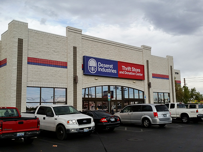 The unassuming exterior of Deseret Industries belies the wonderland of treasures waiting inside. Desert landscaping adds a distinctly Nevada touch. 