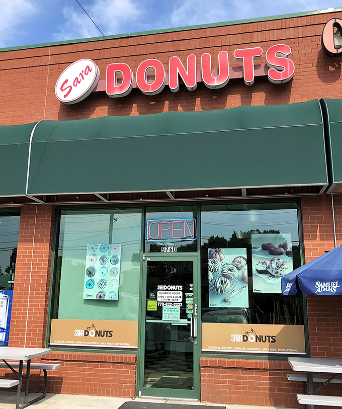 Sara Donuts' unassuming strip mall facade is like Clark Kent's glasses &ndash; hiding superhero-level pastry powers behind that modest green awning.