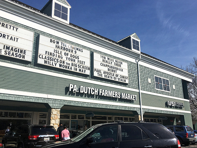 The iconic red and white lighthouse tower stands like a culinary beacon, guiding hungry souls to this slice of Pennsylvania Dutch paradise in Annapolis.