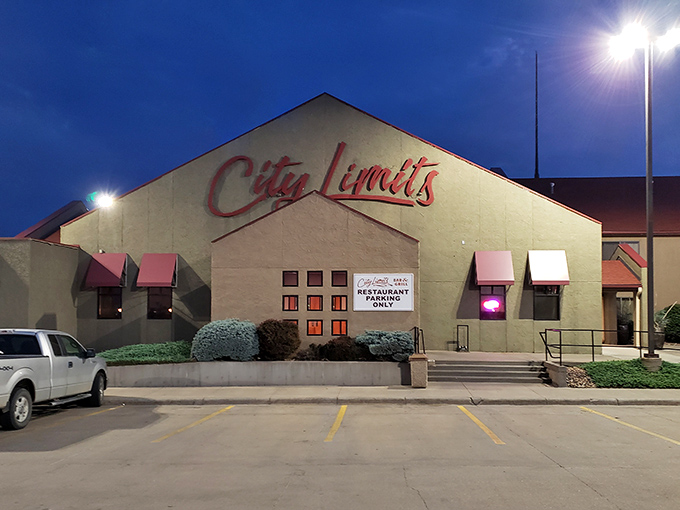 The unassuming exterior of City Limits hides culinary treasures within, like finding a diamond in Kansas's agricultural crown. No flashy gimmicks needed when the steaks speak for themselves.