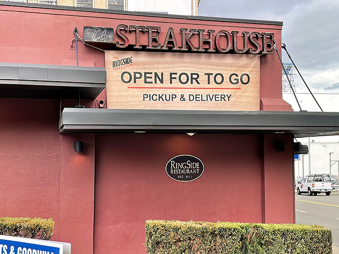The iconic brick exterior and glowing neon sign of Ringside Steakhouse beckon hungry Portlanders like a meat-loving lighthouse on a foggy night.