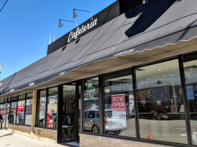 Chicago's skyline plays second fiddle to the real star&mdash;that iconic red Manny's sign promising delicatessen delights since 1942.