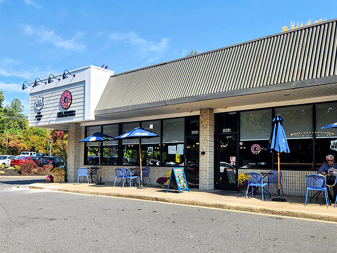 Welcome to donut paradise! Hill Donut Co & Pancake House's unassuming exterior hides a world of sweet delights waiting to be discovered.
