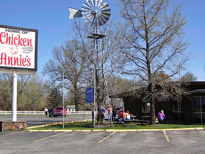 The unassuming stone exterior of Chicken Annie's Original stands as a monument to nearly nine decades of fried chicken perfection in Pittsburg, Kansas.