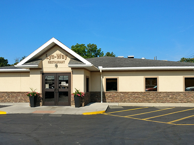 The unassuming exterior of Lyn-Way Restaurant stands like a humble guardian of culinary treasures within. No fancy frills, just honest-to-goodness Midwestern promise.