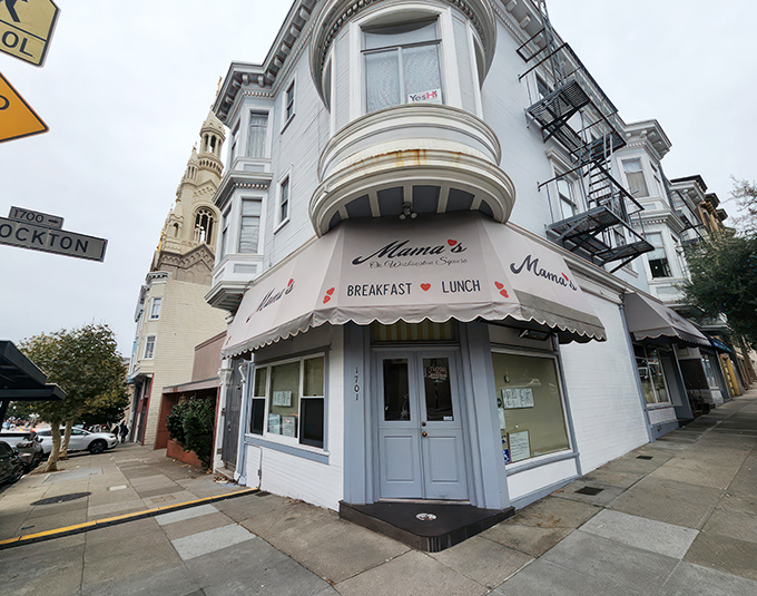 The unassuming storefront that launched a thousand breakfast dreams. Those yellow-striped curtains are like a beacon to hungry San Franciscans.