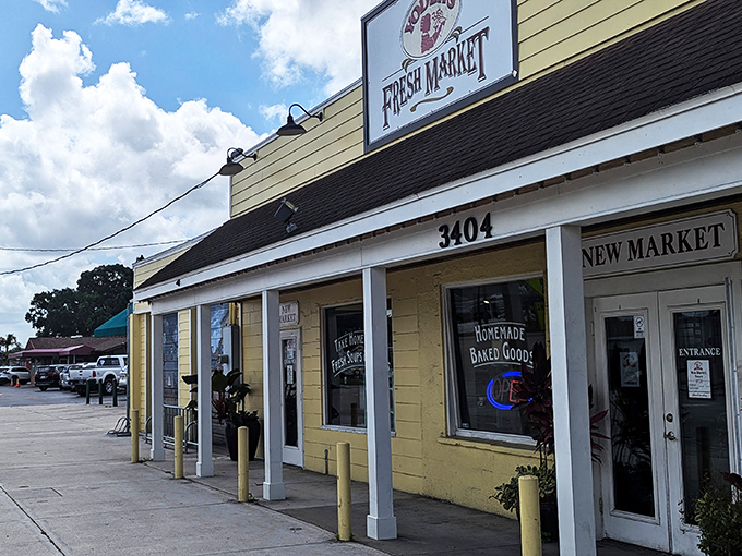The iconic Yoder's sign welcomes hungry pilgrims to this Amish oasis in Sarasota. Palm trees and pie&mdash;only in Florida!