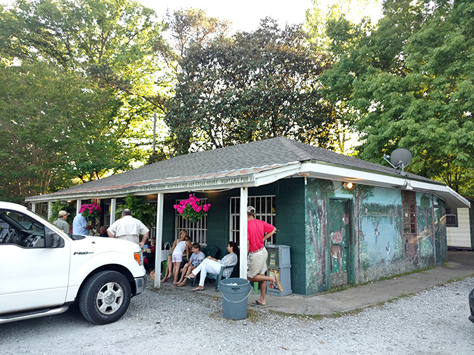 The unassuming exterior of Hunters Pub might fool you&mdash;but those hanging flower baskets and packed porch are telltale signs of culinary greatness within.