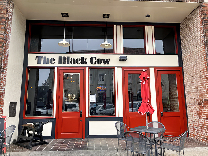 Those iconic red doors aren't just an entrance to a restaurant&mdash;they're a portal to Southern comfort food nirvana.