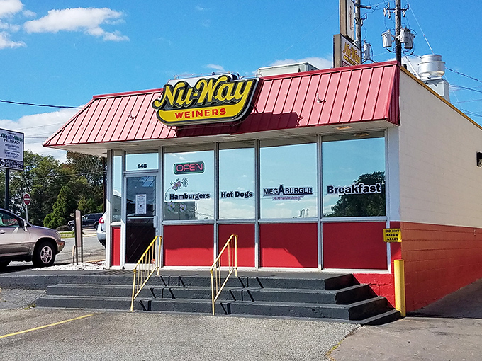 That iconic red roof and yellow sign have been beckoning hungry Georgians for generations. Like a lighthouse for those lost in a sea of fast-food mediocrity.
