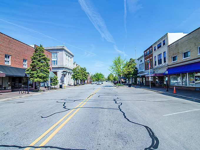 Brick sidewalks and historic storefronts at the intersection of King and Broad streets transport you back in time faster than any DeLorean could. 